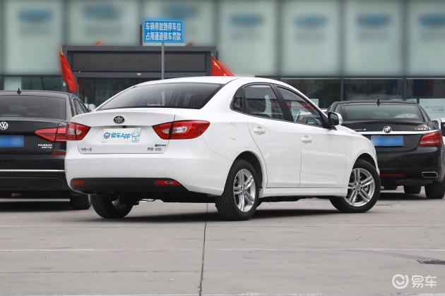 奔腾B30 EV的成本肉眼可见 巾帼出征 不让须眉_易车