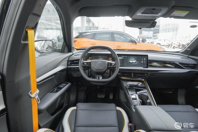 买一辆MG5天蝎座1.5T，10.29万就能开回家_易车