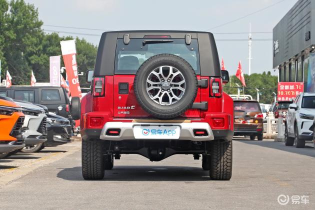 北京BJ40令人怦然心动 最潮最可靠的紧凑型suv_易车