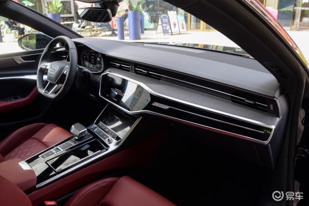 起售不足41.87万 简洁大气的造型 奥迪A7L实车_易车