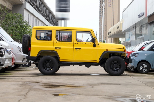 内外兼修的212 到底值不值得买_易车