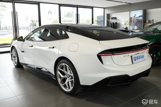 66.80万级的路特斯EMEYA繁花 霸气冲天_易车