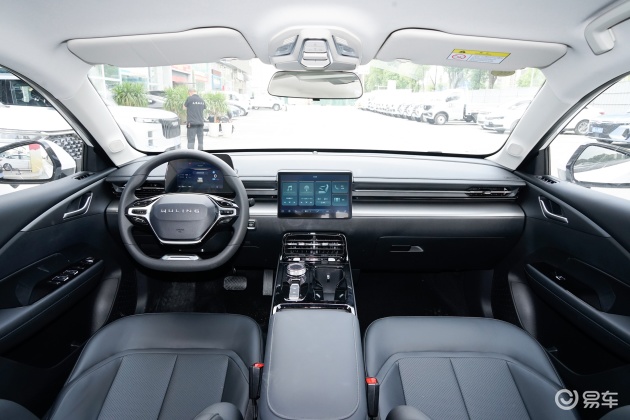 五菱E5价格优惠 这车长超4835mm_易车