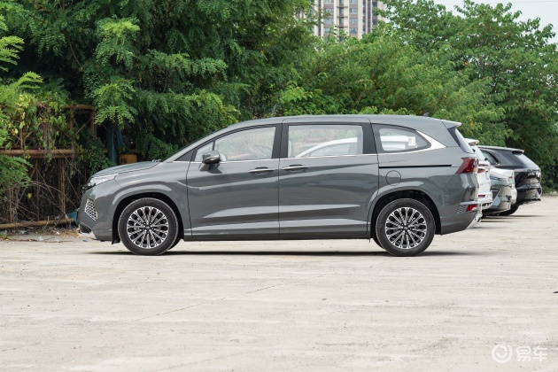 最值得入手的合资中大型mpv，轴距为3055mm_易车