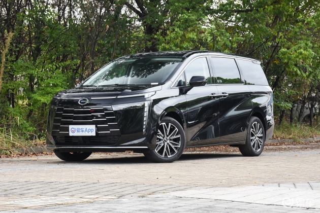 《购车手册》16.68万内最帅中型mpv 能跑能装_易车