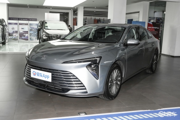 采埃孚8at和9at变速箱哪个好_易车