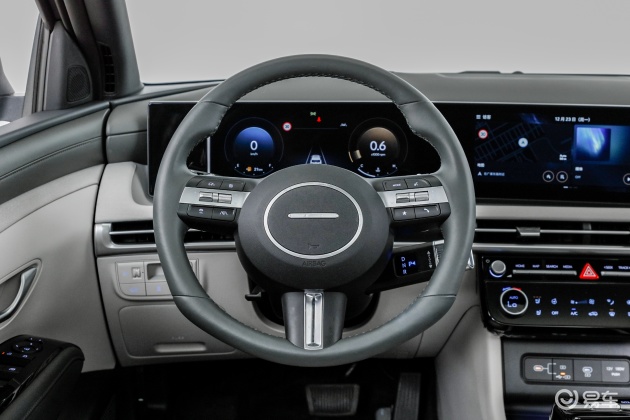 1.5T＋200马力，一个被颜值"耽误"的实力选手_易车