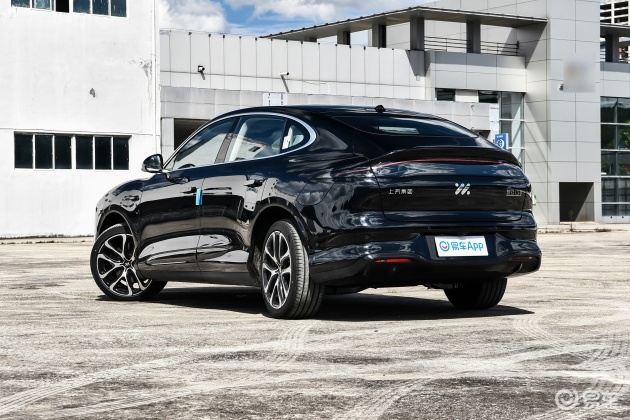 21.29万提车智己LS6 日常需要的它都有_易车