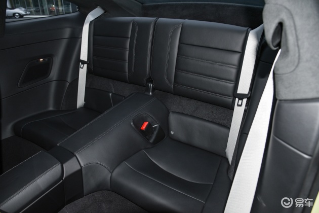 又一款豪车低头了，一台与众不同的保时捷911_易车