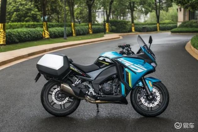 400排量旅行车大战！春风400GT vs 赛科龙RG3_易车