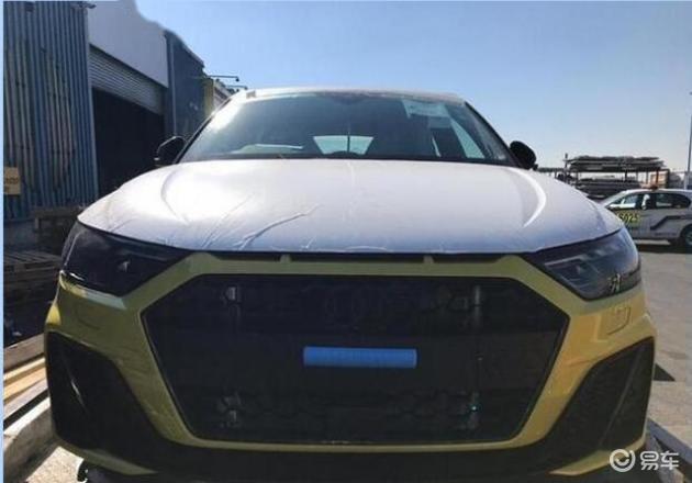 奥迪A1基于MQB A0平台打造，在外观上，采用了最新家族式设计风格_易车