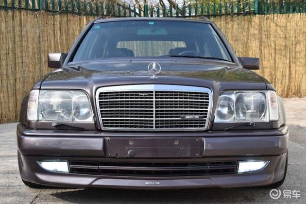这款梅赛德斯-奔驰 E36 AMG 是进口的 Hi-Po Wagon_易车