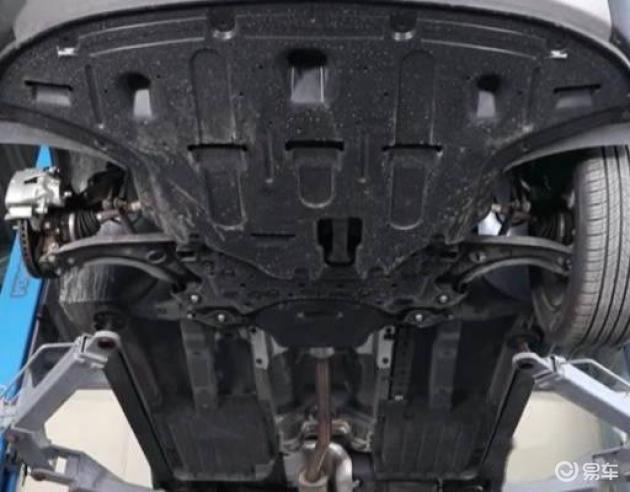 起亚KX5，网友担心质量，拆开底盘后，网友：还好没选CR-V_易车