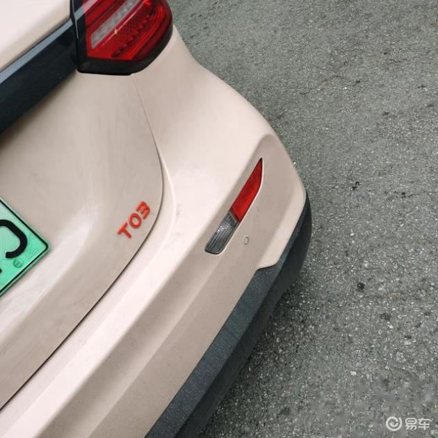 零跑T03 动力80KW 爬坡如同在平地一般_易车