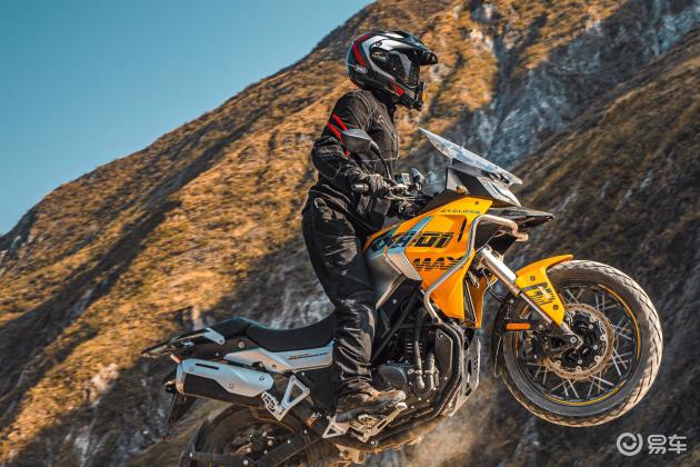 赛科龙RX401对比豪爵铃木DL250该怎么选？全面对比。_易车