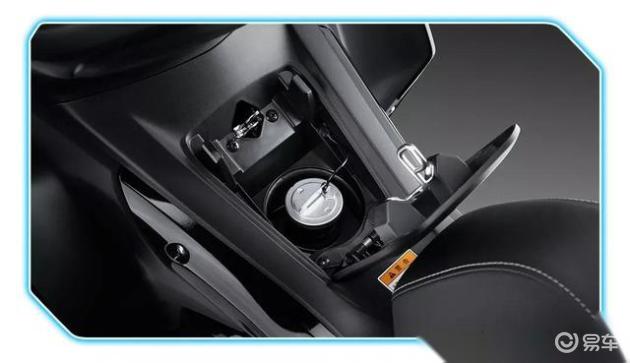 雅马哈AEROSPORTS X NVX155，官方正式发布，售价25800元。_易车