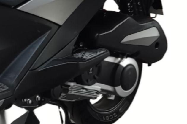 隆鑫无极发布两款新车型：525DSX和SR250GT，价格和配置都亮了 _易车