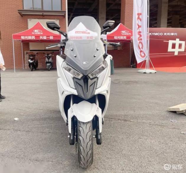 体验光阳Racing X150 长征版｜适合长途旅行的运动踏板车_易车