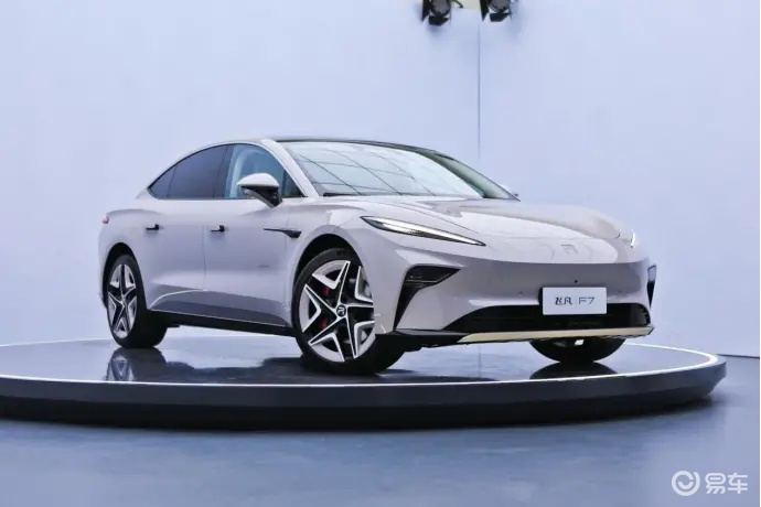 飞凡F7与蔚来ET5是谁在抄袭谁？飞凡汽车：蔚来抄袭！_易车