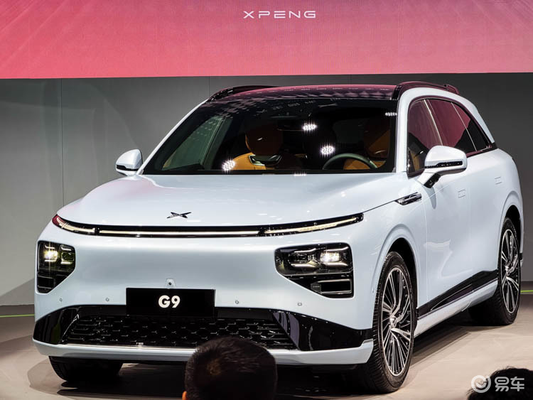 小鹏G9实车亮相成都车展：搭载800V超快充_易车