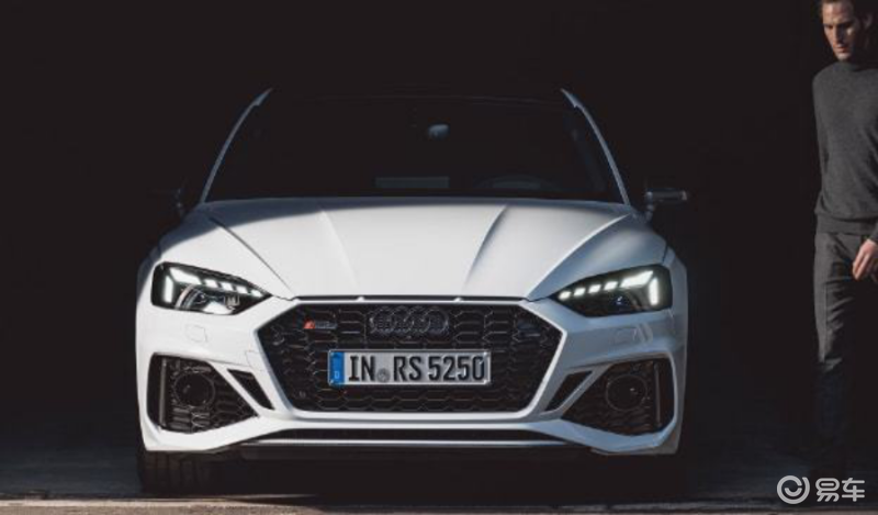 新奥迪RS5 Sportback惊艳亮相，出场既焦点_易车
