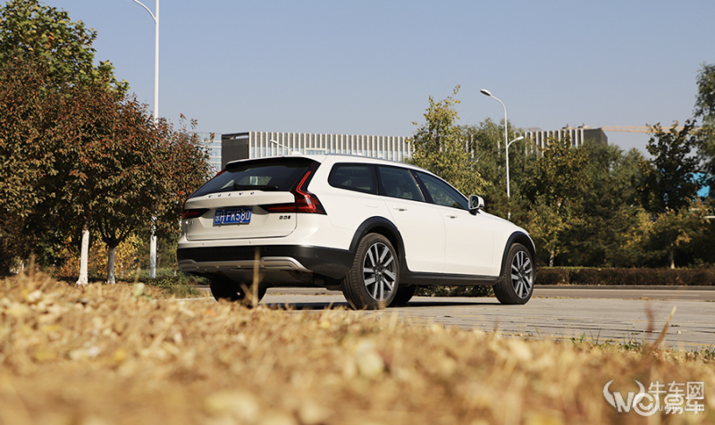 试驾沃尔沃V90 CC B5 AWD智尊版！_易车