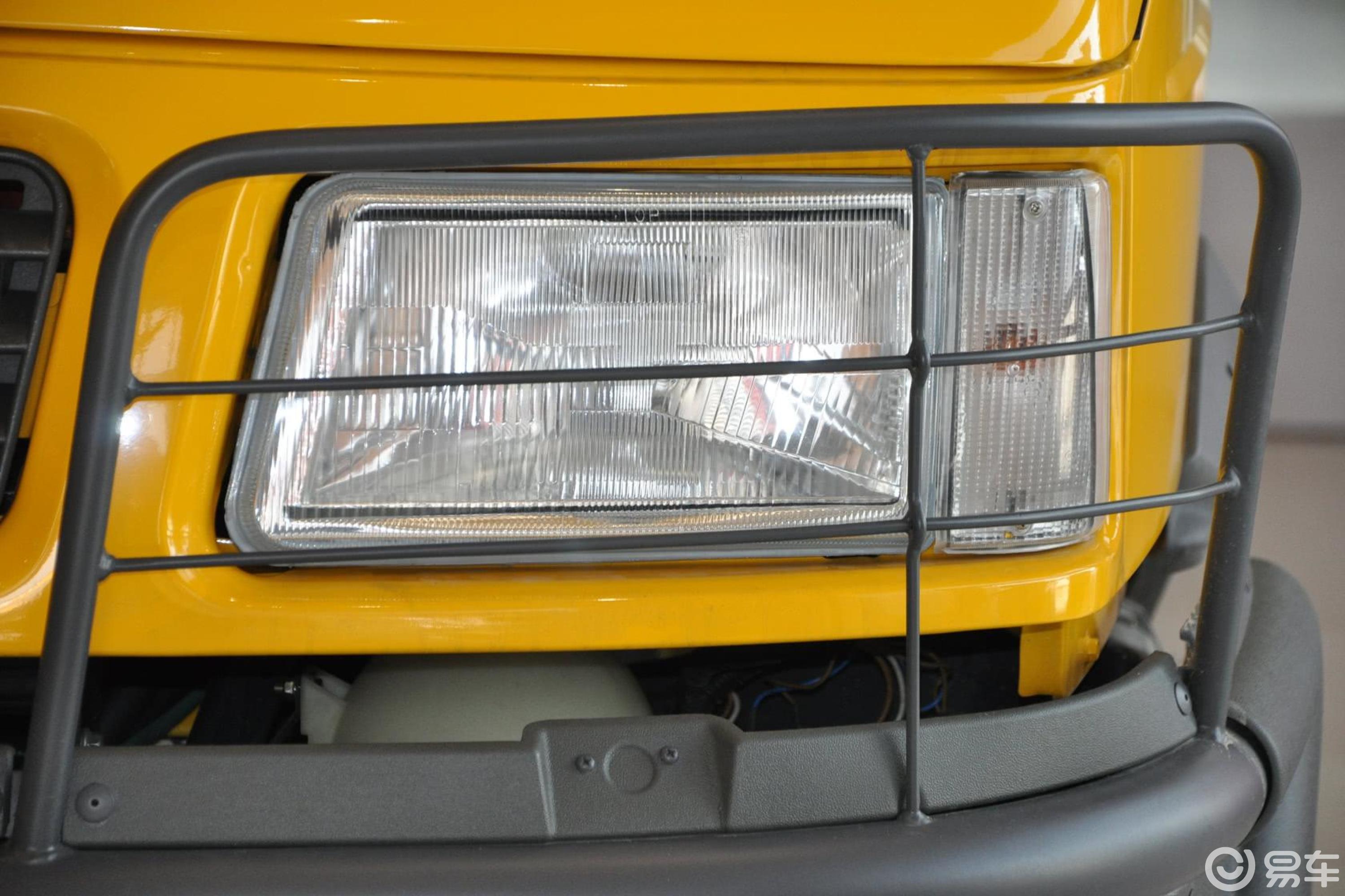 【2011款 NJ2045标准版 SAB 10座汽车图片-汽车图片大全】-易车