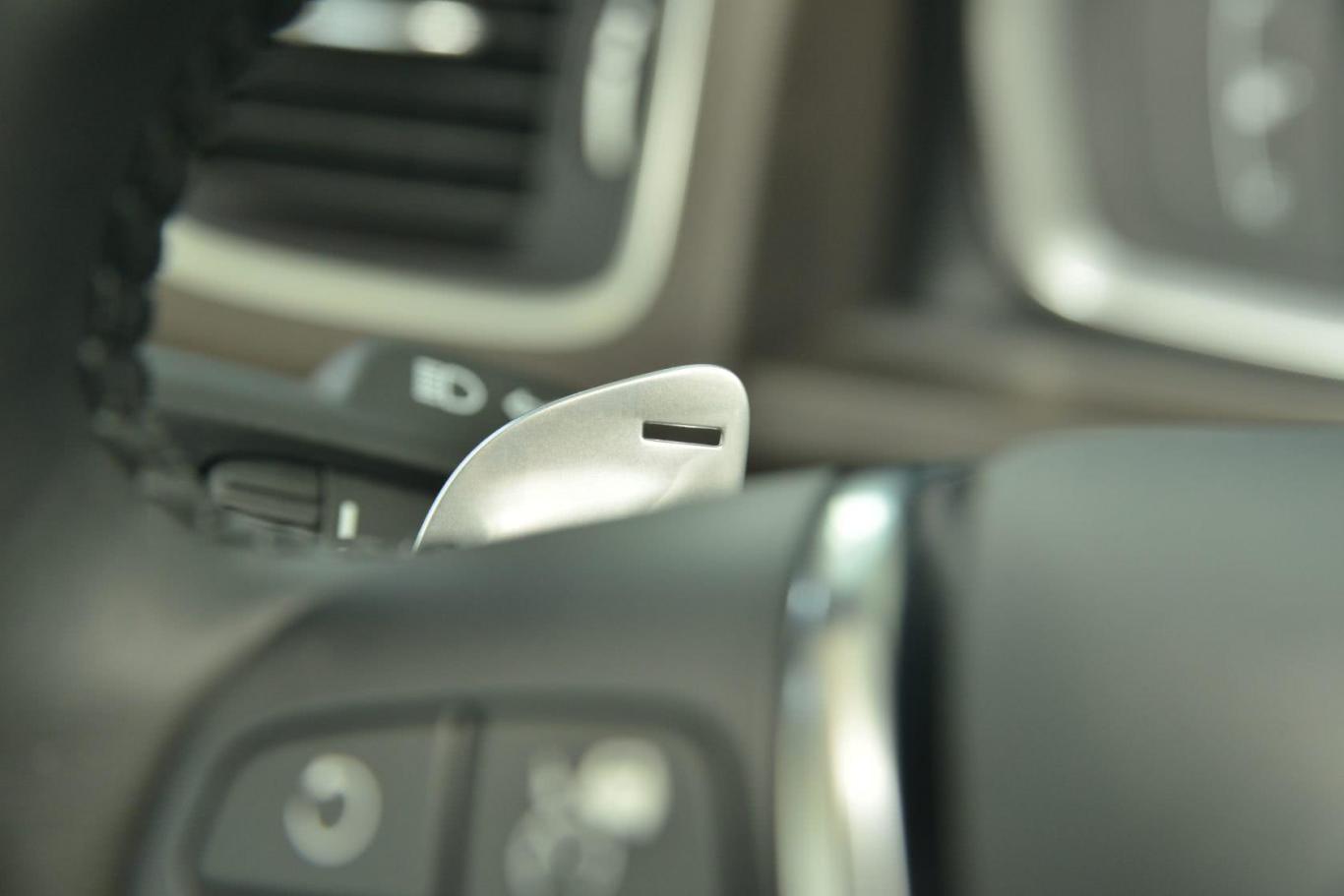 【沃尔沃S602.0T 手自一体 T5 智越版内饰图片-汽车图片大全】-易车