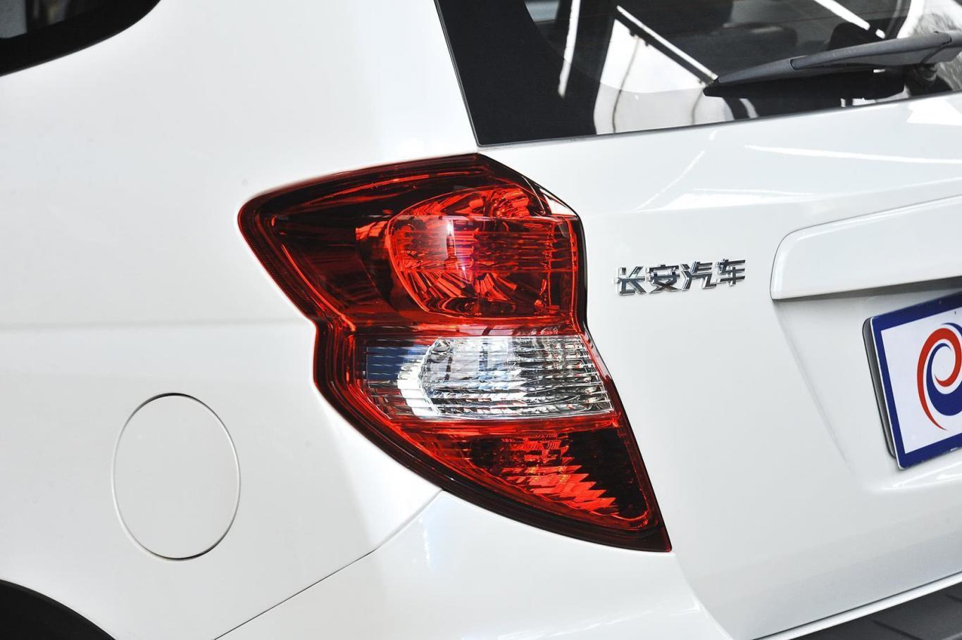 【长安CX201.4L 手动 运动版 国V外观图片-汽车图片大全】-易车