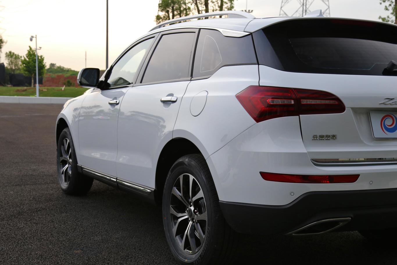 【众泰T600 Coupe1.5T 手自一体 尊享版外观图片-汽车图片大全】-易车