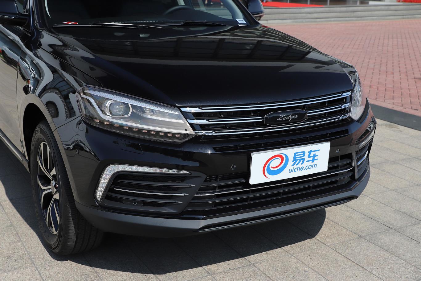 【众泰T600 Coupe1.8T 双离合 互联网智尊版前格栅侧俯拍图片-汽车图片大全】-易车