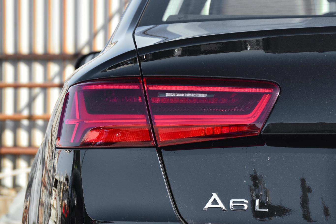 【奥迪A6L30周年纪念版 45 TFSI quattro 豪华版外观图片-汽车图片大全】-易车