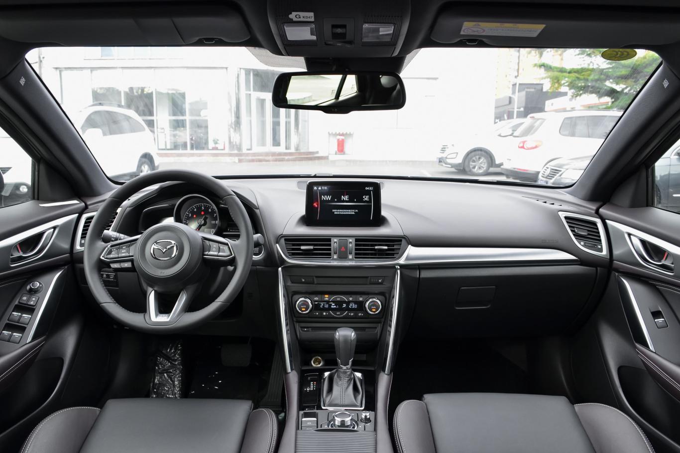 【马自达CX-42.0L 手自一体 两驱 蓝天领先版 国V内饰全景正拍图片-汽车图片大全】-易车