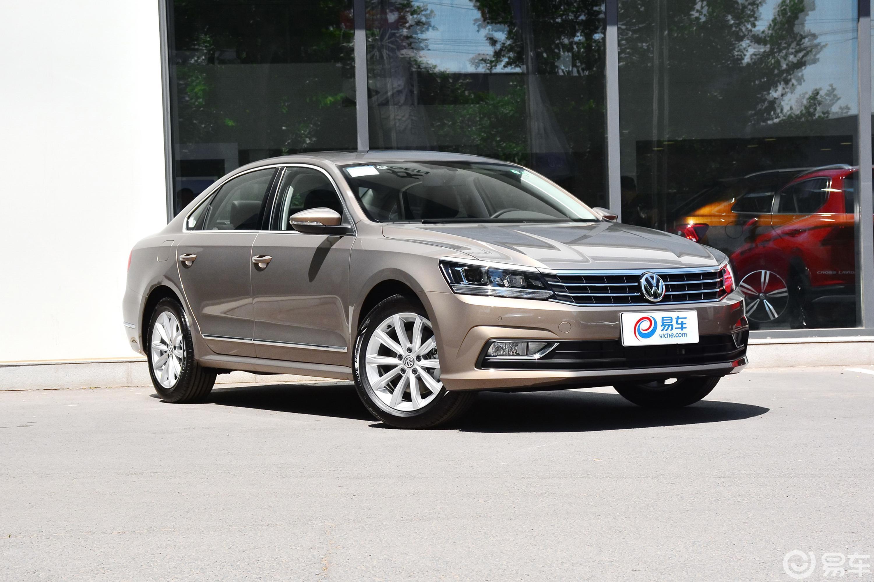 【帕萨特330TSI 双离合 尊荣版外观图片-汽车图片大全】-易车
