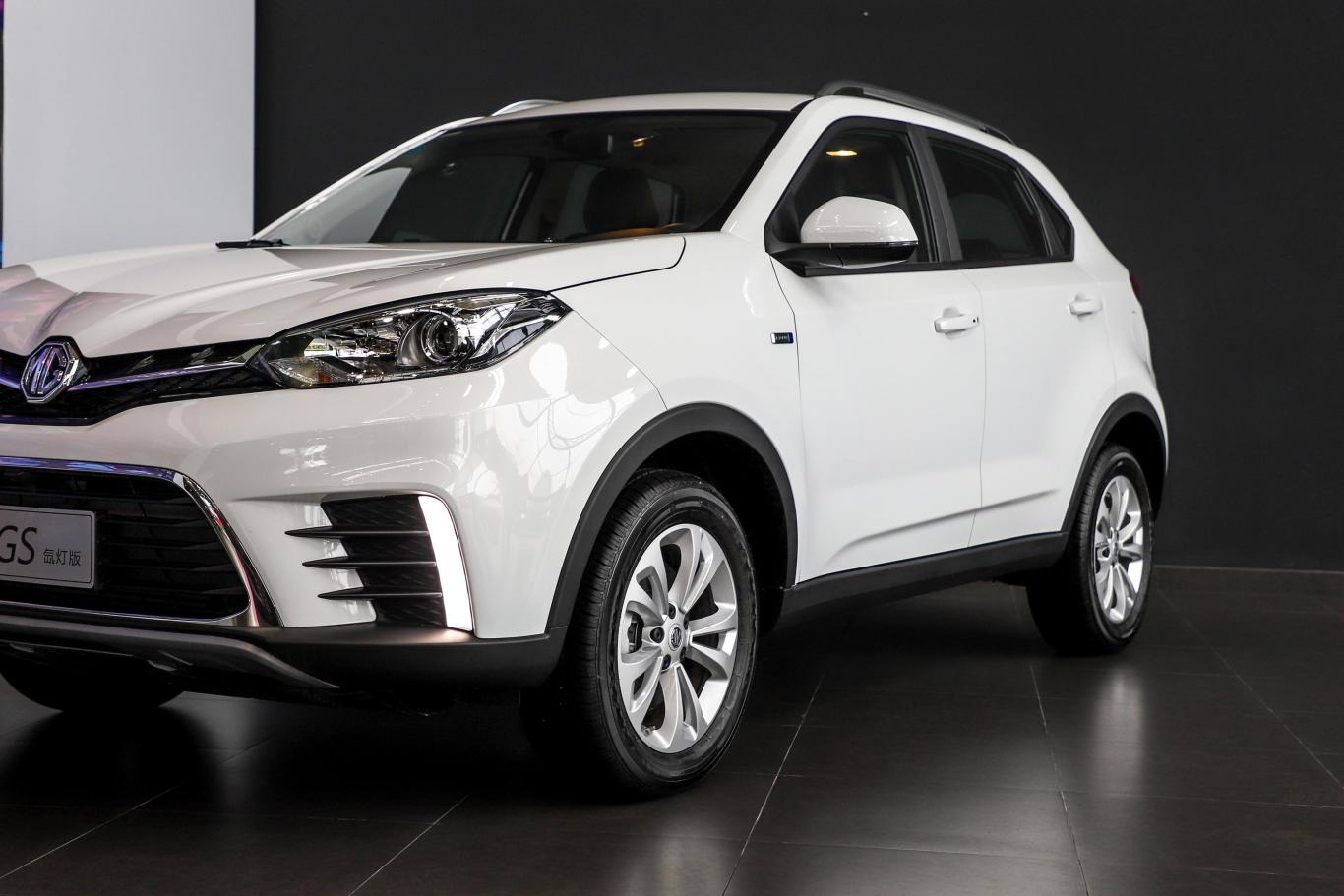 【名爵GS 锐腾20T 双离合 两驱 豪华氙灯版外观图片-汽车图片大全】-易车