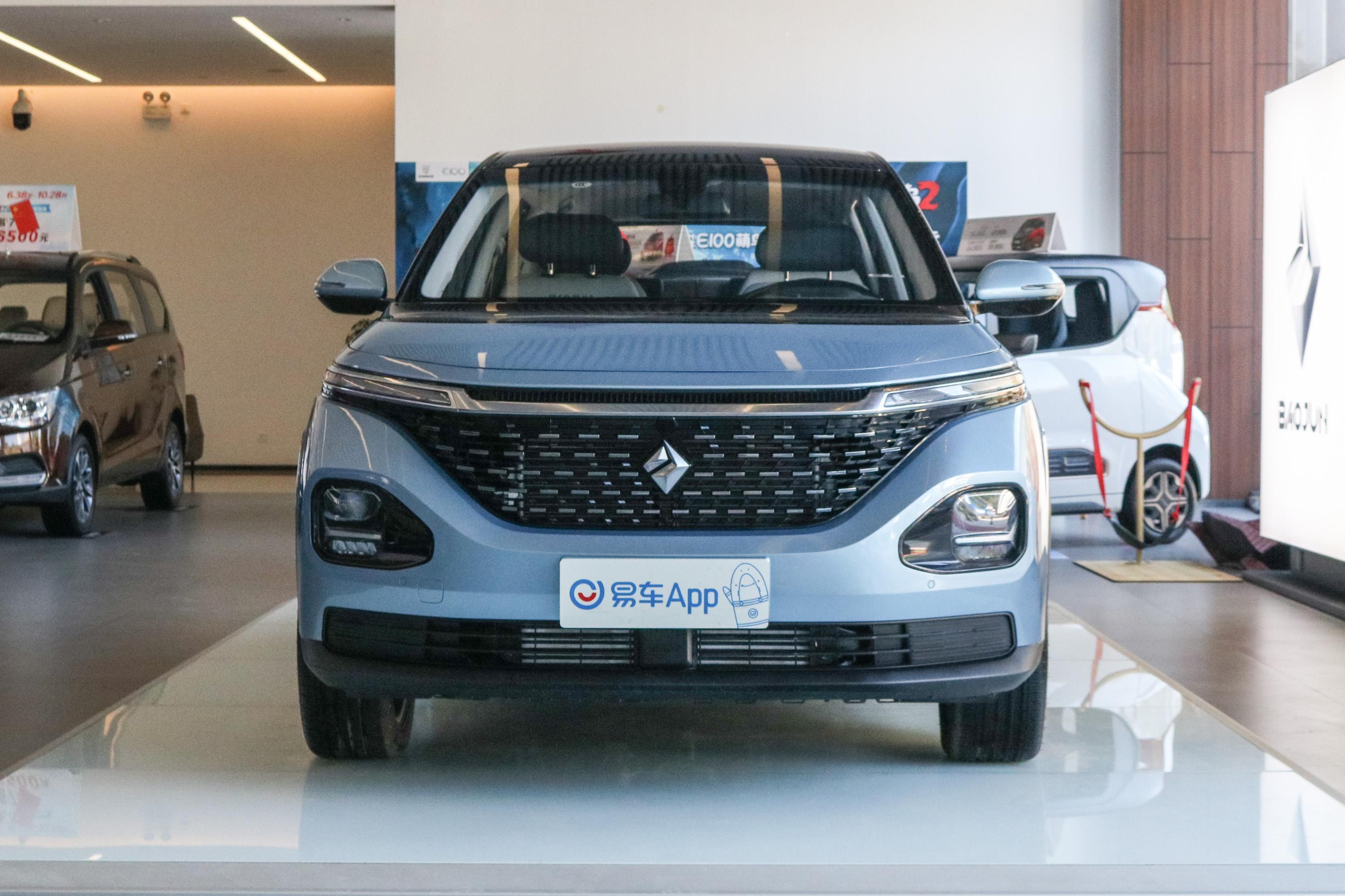 豪华的运动感 全新宝骏RM-5实车，终于火了！_易车