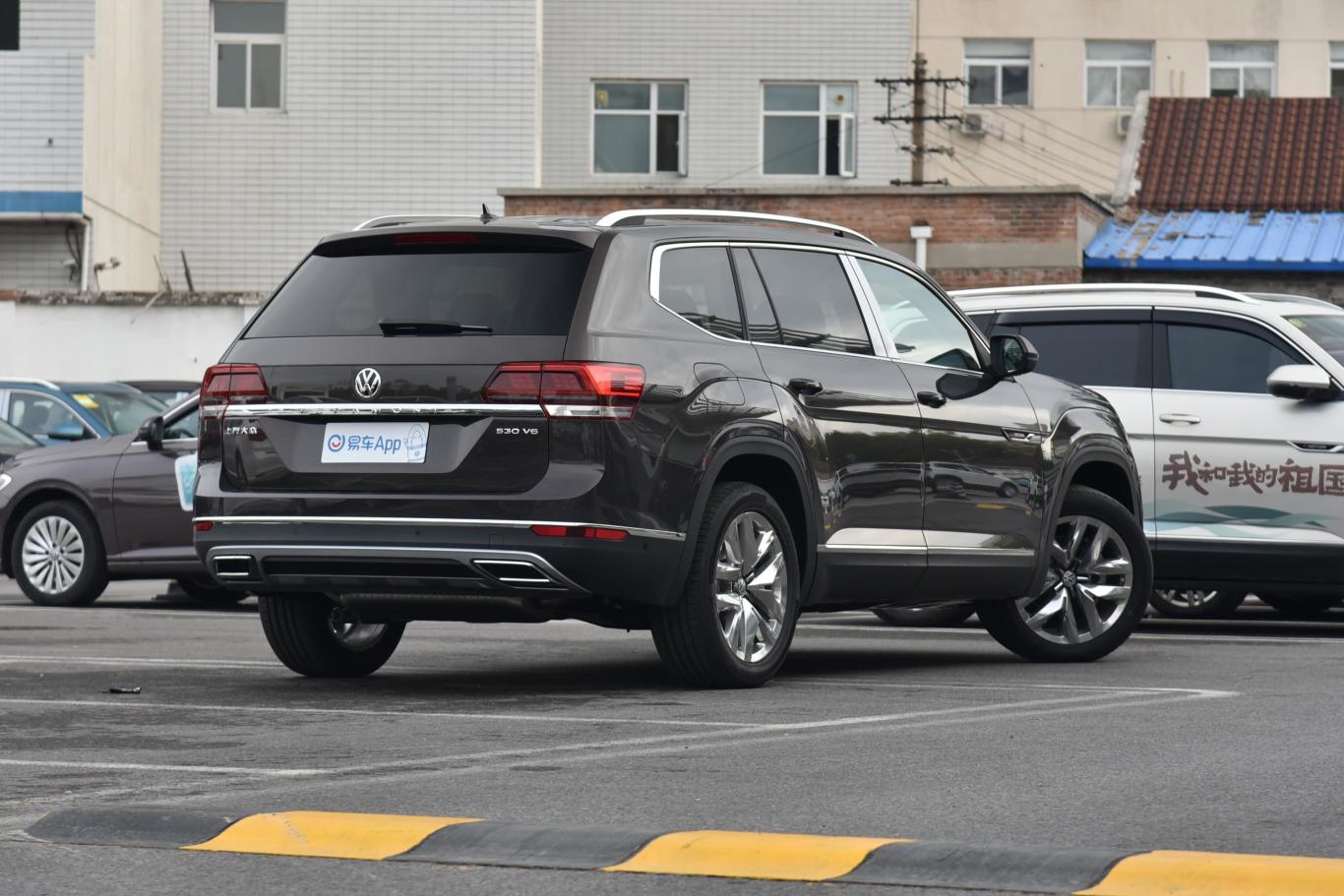 【途昂530 V6 四驱 旗舰版 国VI侧后45度车头向右水平图片-汽车图片大全】-易车