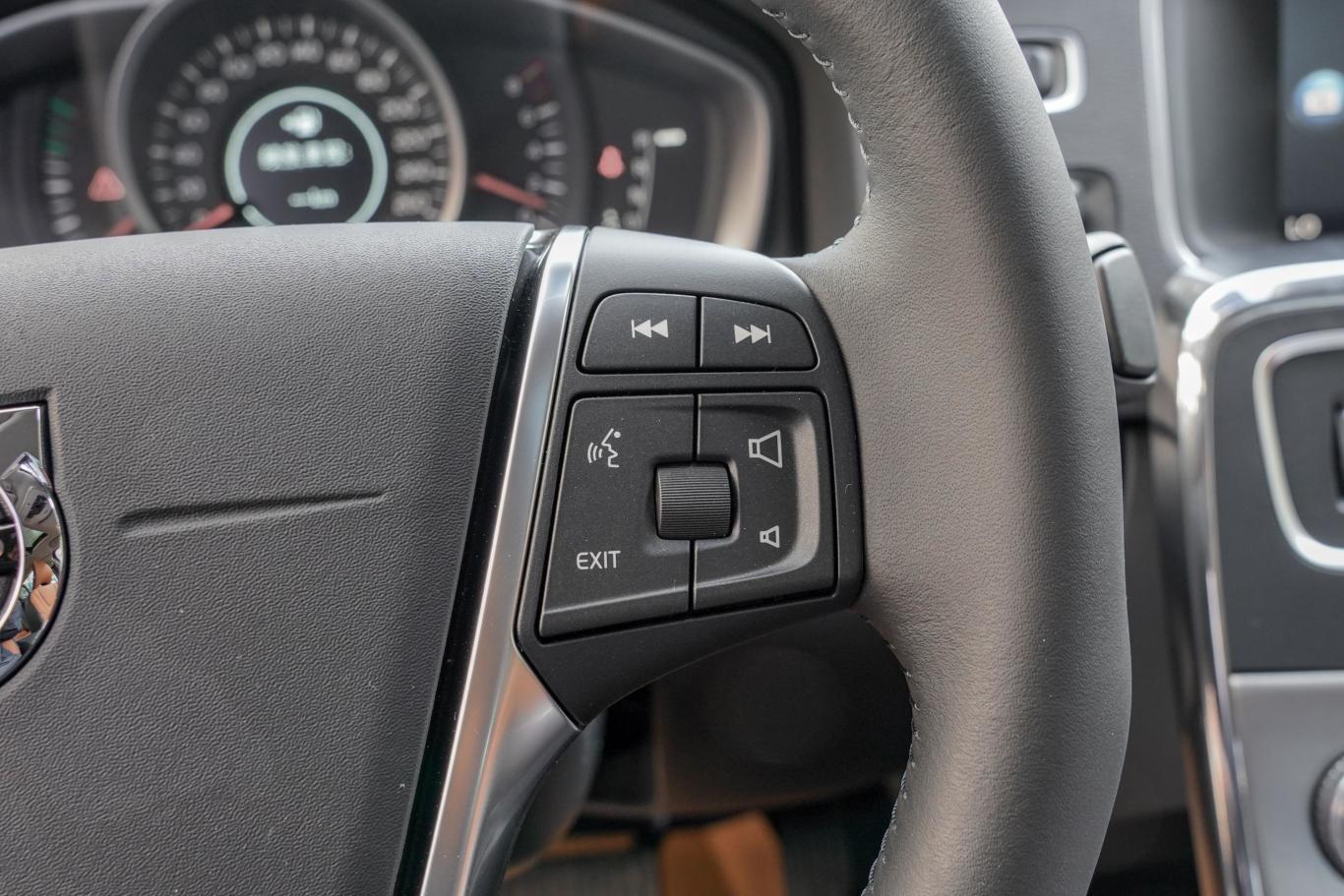 【沃尔沃S60S60L 改款 T5 智进进阶版内饰图片-汽车图片大全】-易车