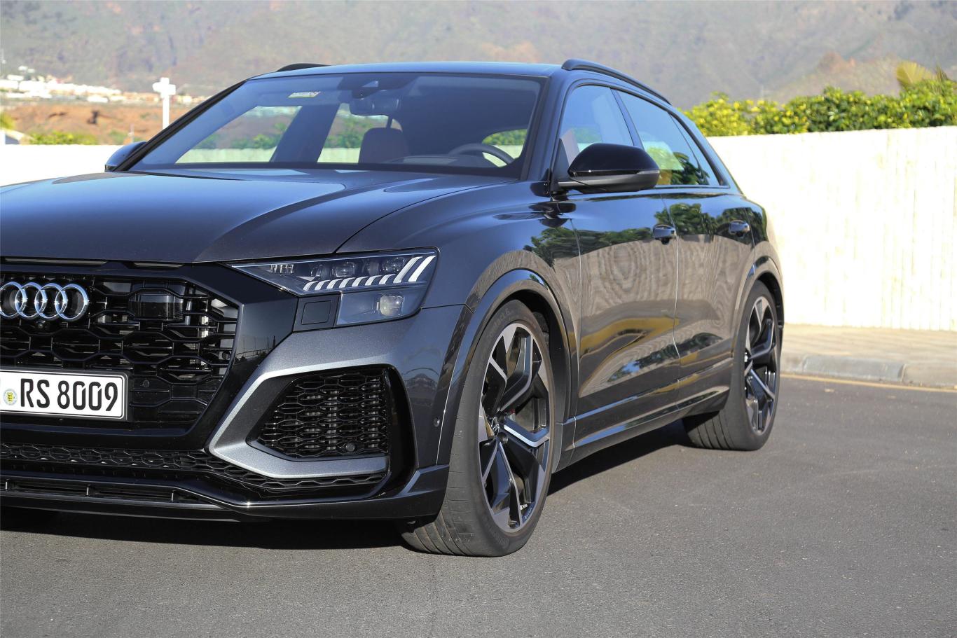 【奥迪RS Q8RS Q8 4.0T 尊享版外观图片-汽车图片大全】-易车