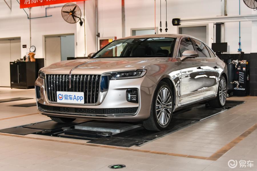 【红旗H92020款2.0T 智联旗畅版侧前45度车头向左水平汽车图片-汽车图片大全】-易车