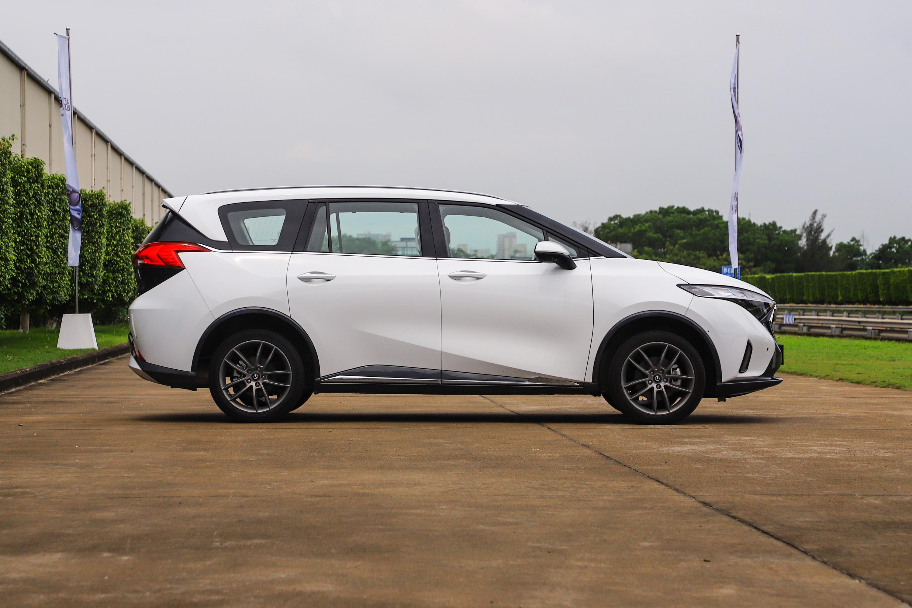 海马7X为什么受欢迎 不到12.6万开走_易车