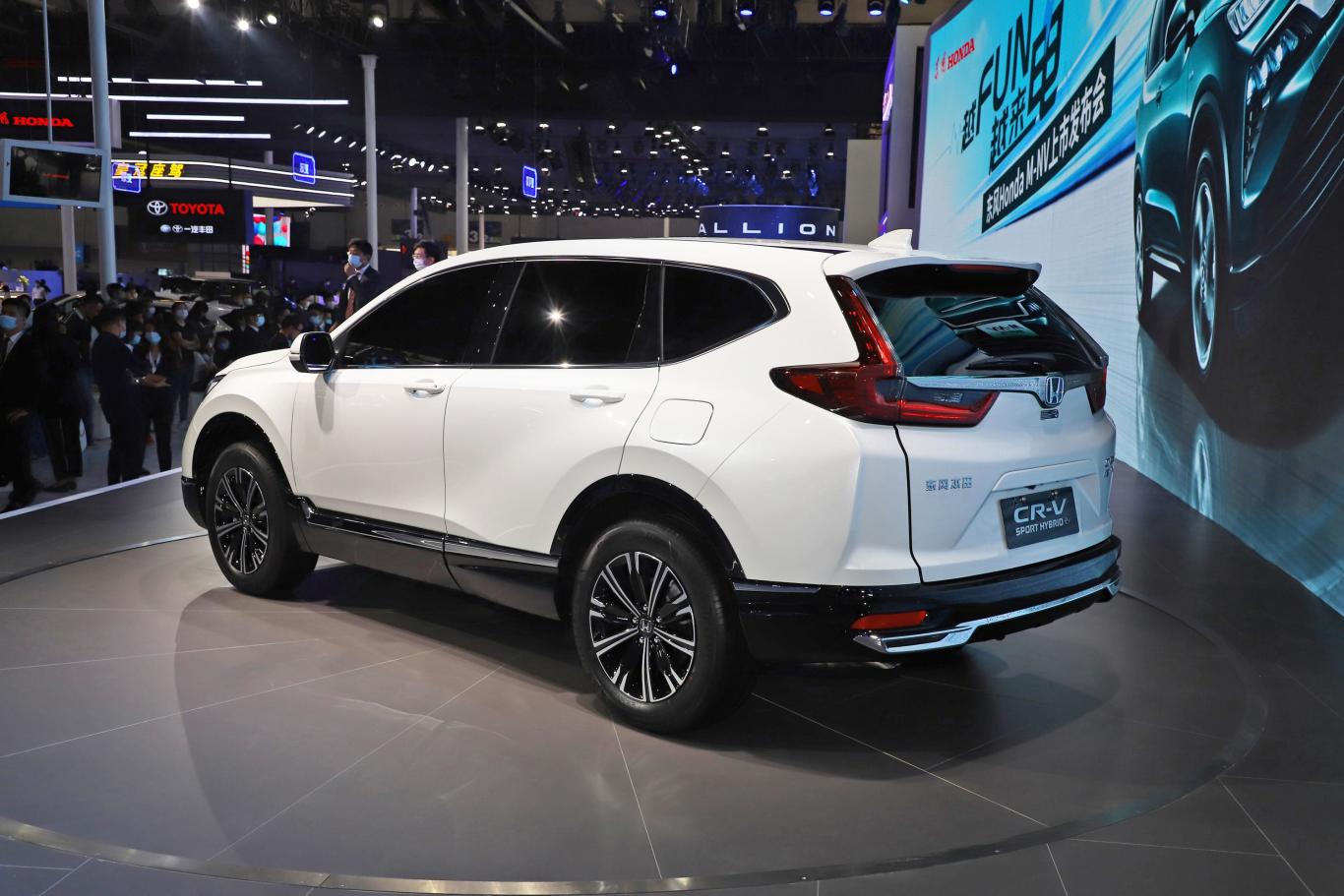 【本田CR-V e:PHEV图片-汽车图片大全】-易车
