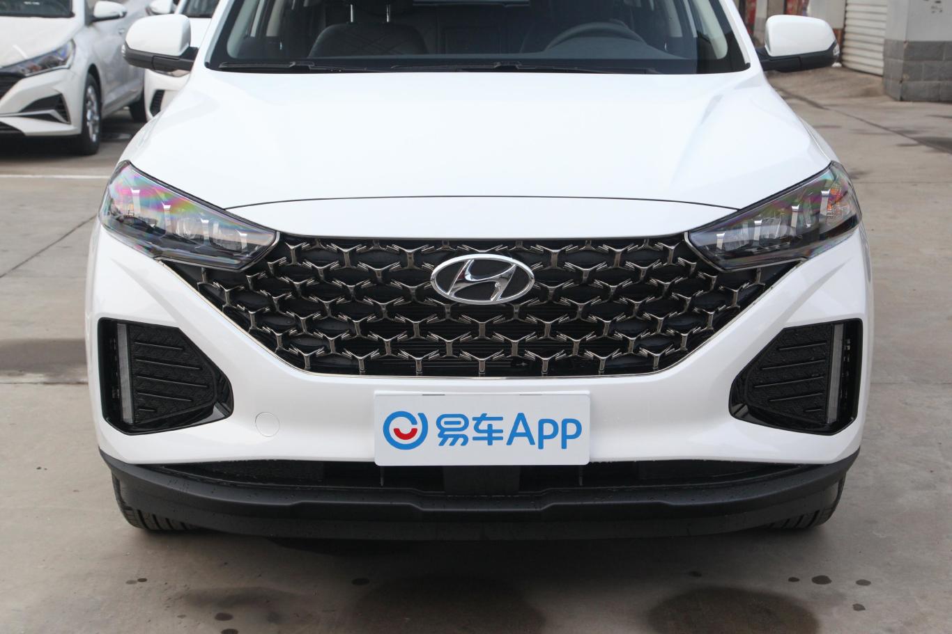 【现代ix352.0L 自动 两驱 领先版GLS外观细节图片-汽车图片大全】-易车