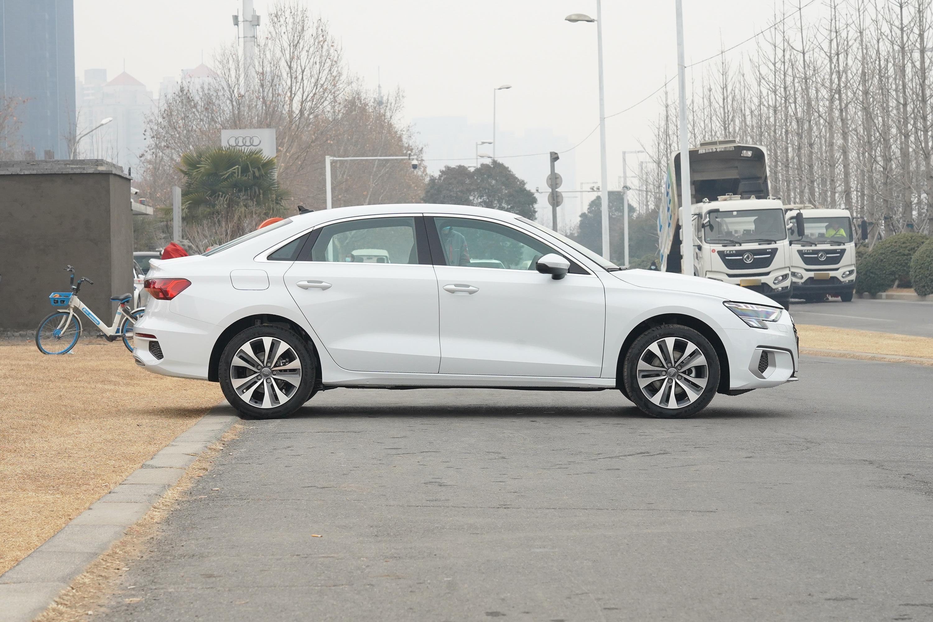 适合自驾游的“廉价”合资紧凑型车，1.4T 150马力_易车