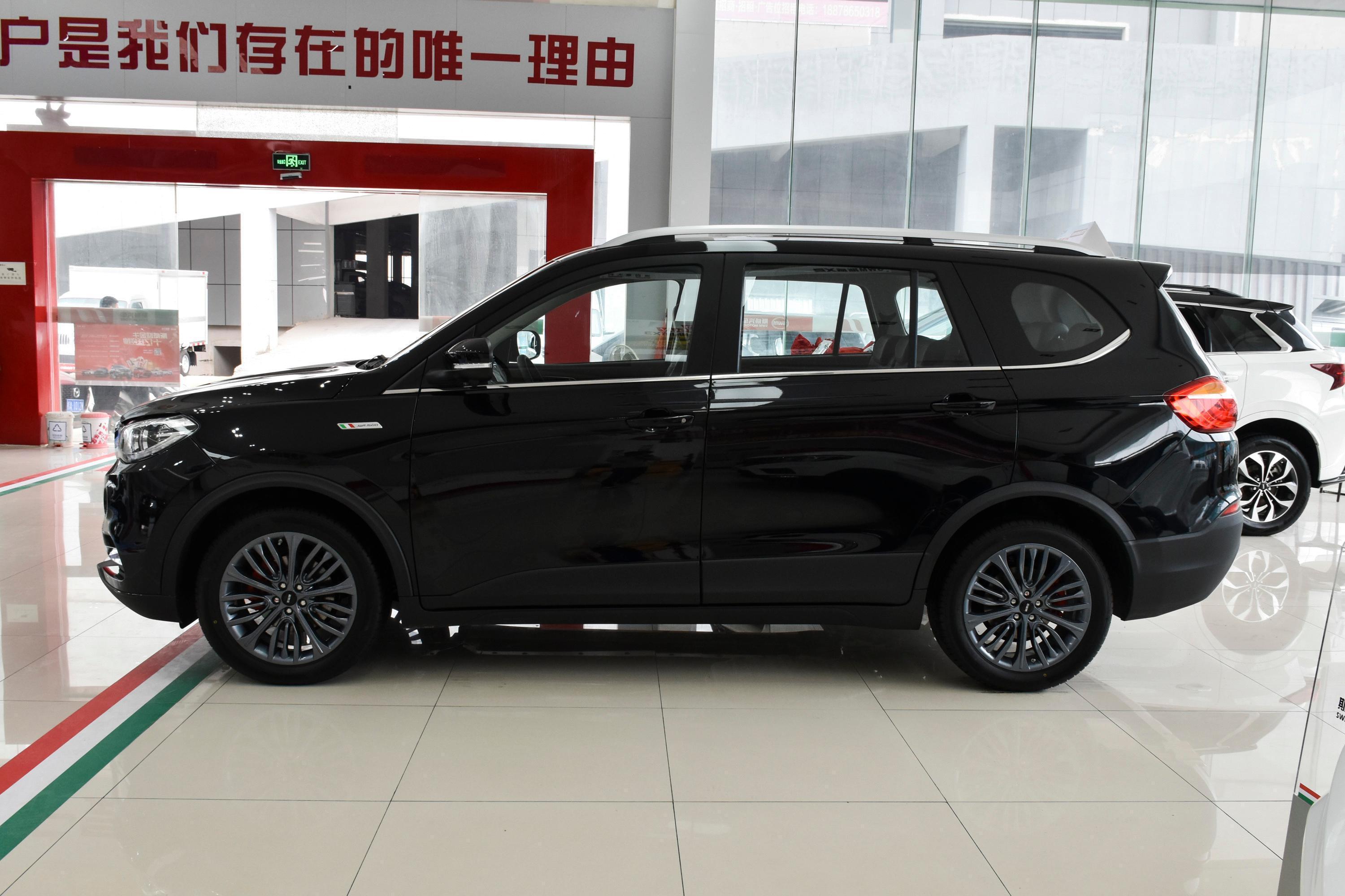 SWM斯威X7到底有什么魅力值得买 内饰上档次_易车