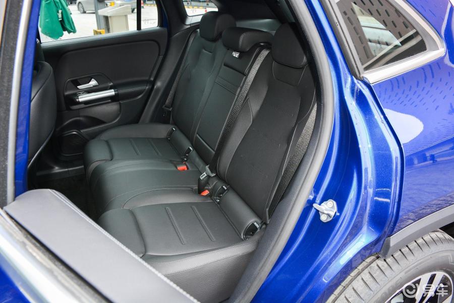 【奔驰GLA2020款GLA 200后排座椅汽车图片-汽车图片大全】-易车
