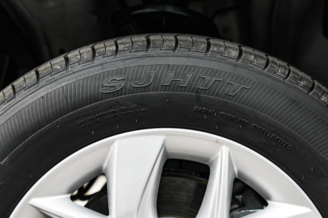 【五菱宏光S31.5T 手动 标准型 国VI外观细节图片-汽车图片大全】-易车