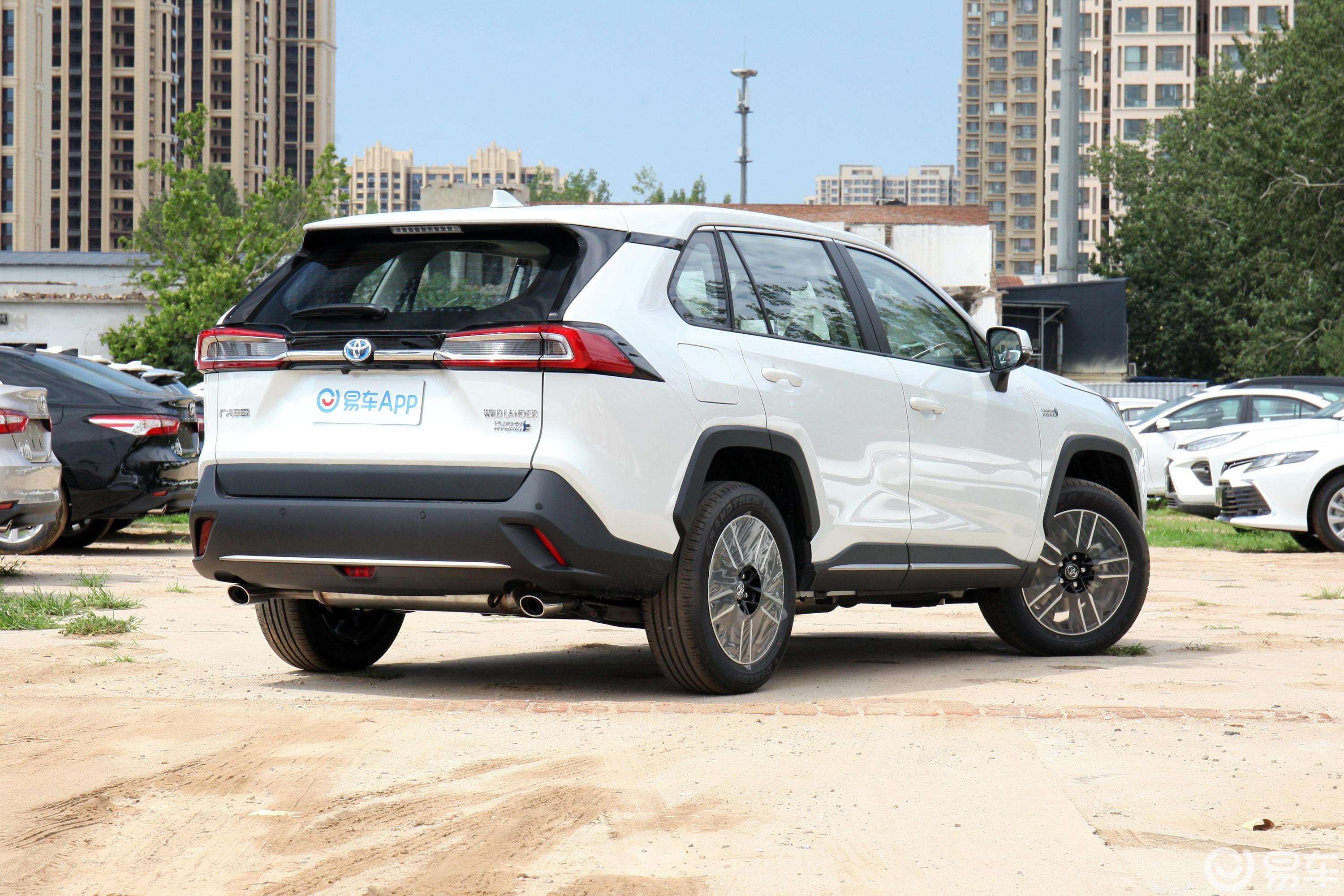 【威兰达 插电混动高性能版 2.5L 78km 两驱劲擎版侧后45度车头向右水平图片-汽车图片大全】-易车