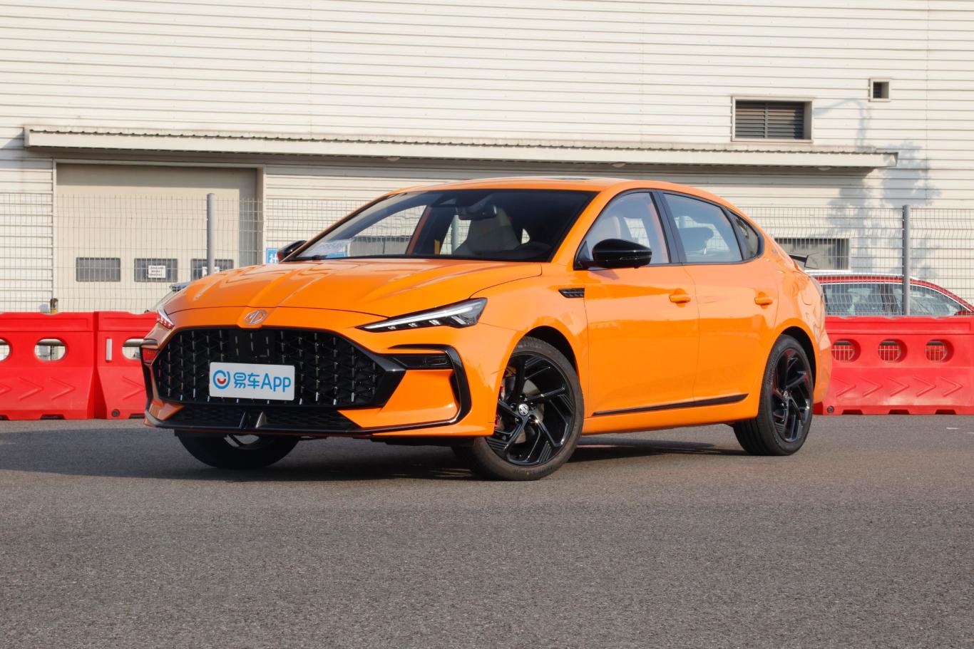 【MG6PRO 1.5T Trophy智驾旗舰版侧前45度车头向左水平图片-汽车图片大全】-易车