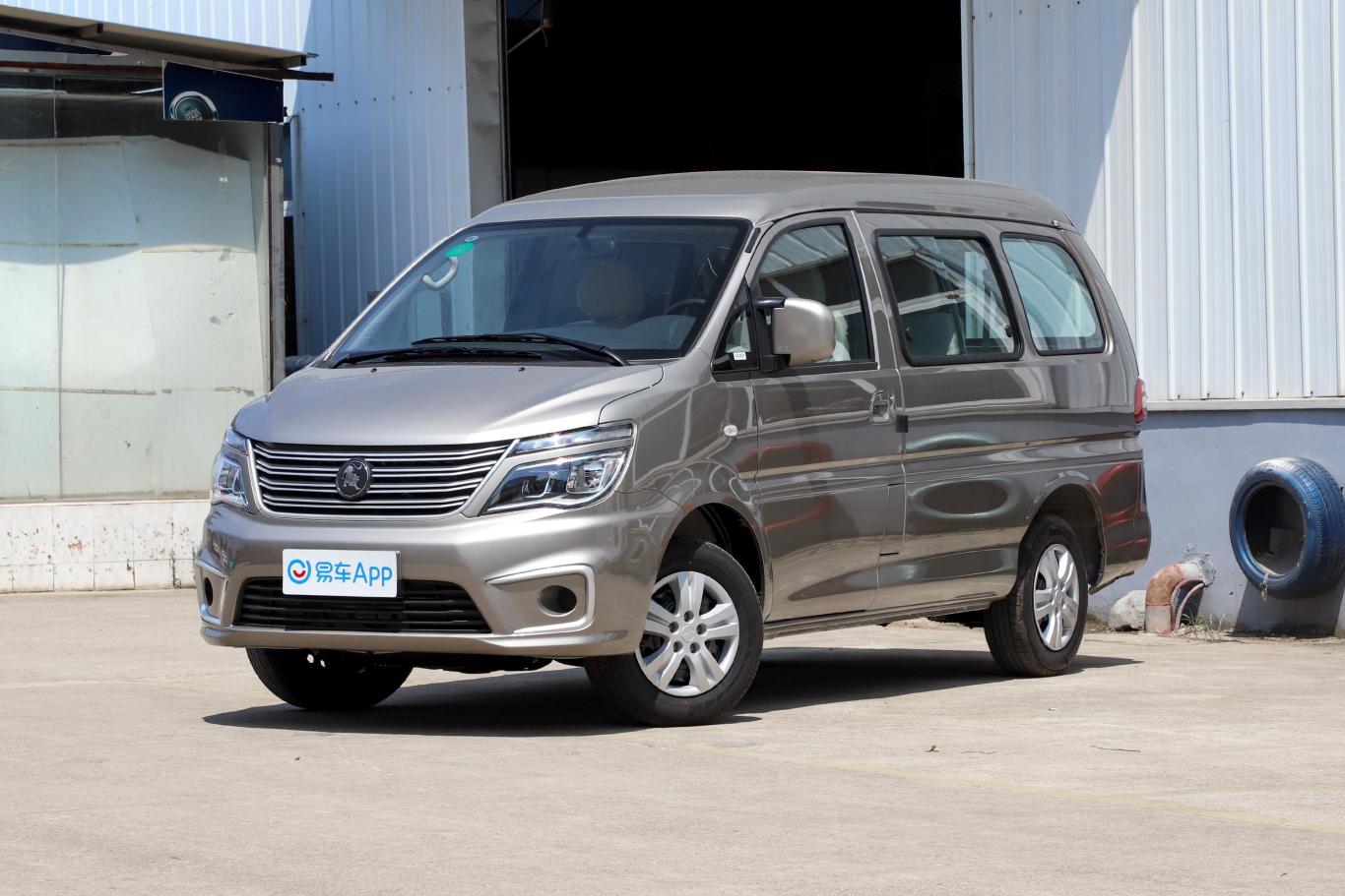 【菱智M5 1.6L 实用型 5座侧前45度车头向左水平图片-汽车图片大全】-易车